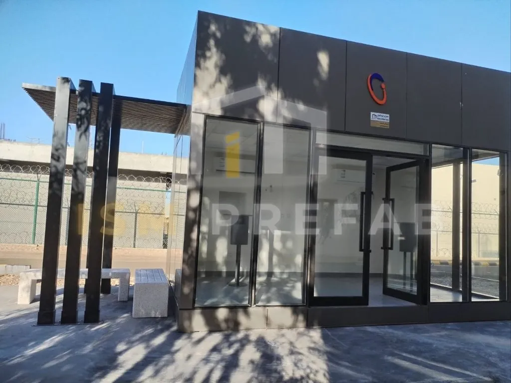 Prefab Smoking Shelter and Shade Structure Saudi Arabia